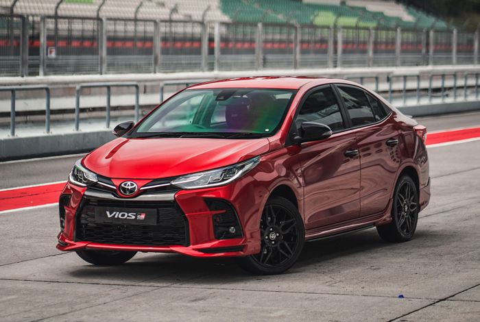 So sánh nhanh trang bị trên các phiên bản Toyota Vios 2021